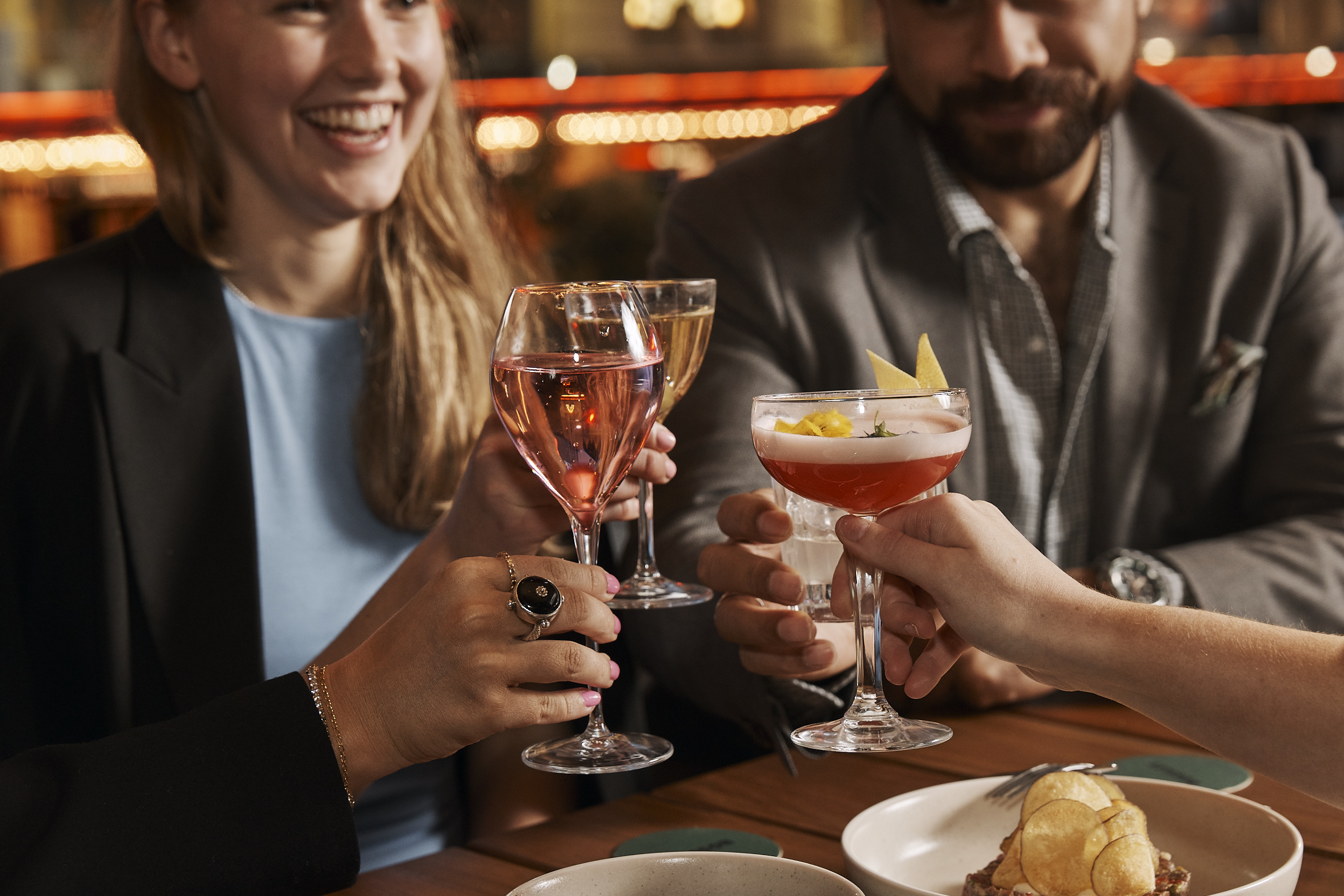 Sundown Social - Bossley