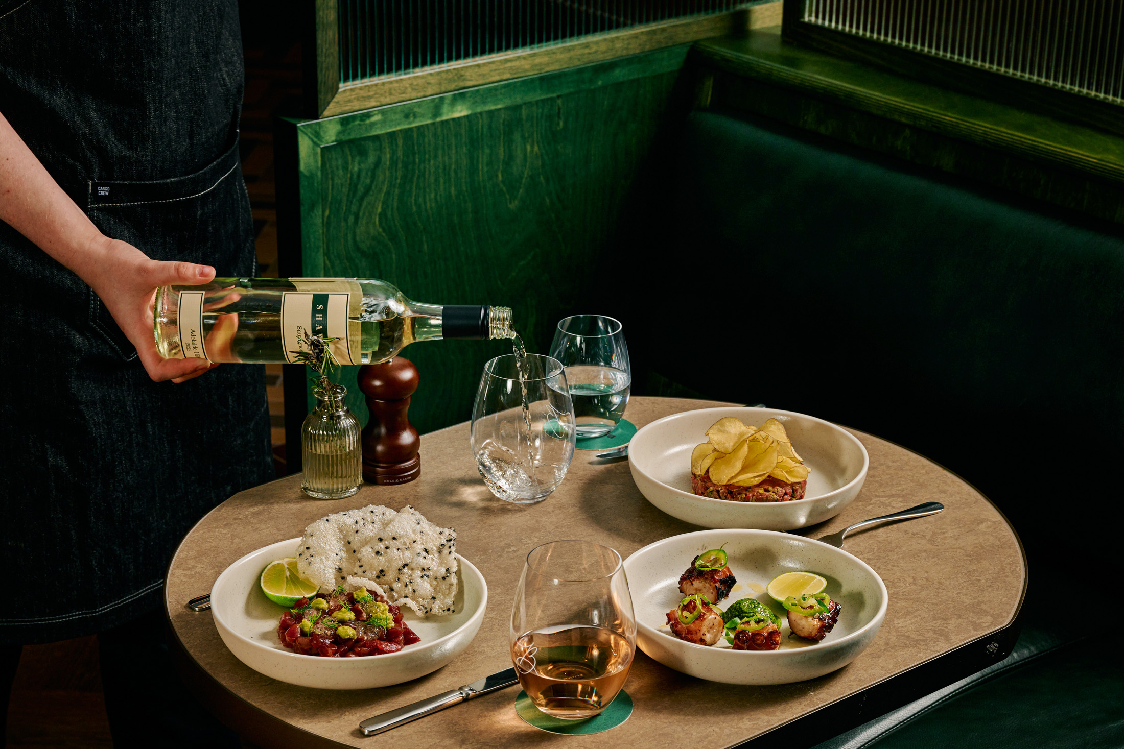 About Us | Bossley Bar & Restaurant